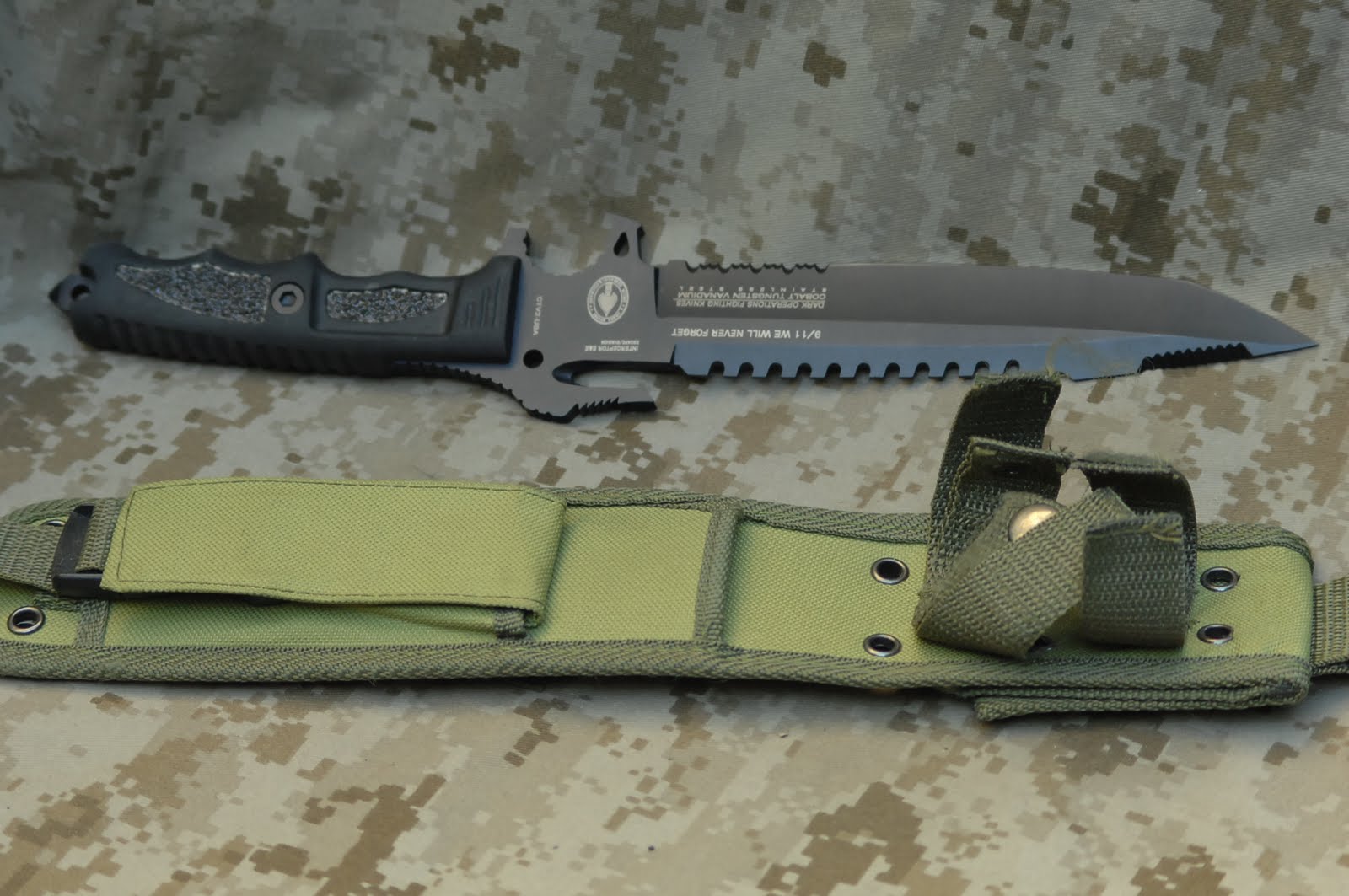 Cuchillos y Supervivencia en Chile....: DARK OPS, INTERCEPTOR