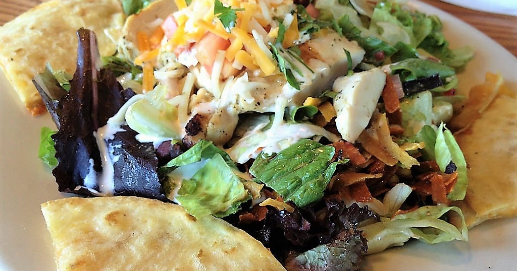 Fieggentrio: Quesadilla Explosion Salad