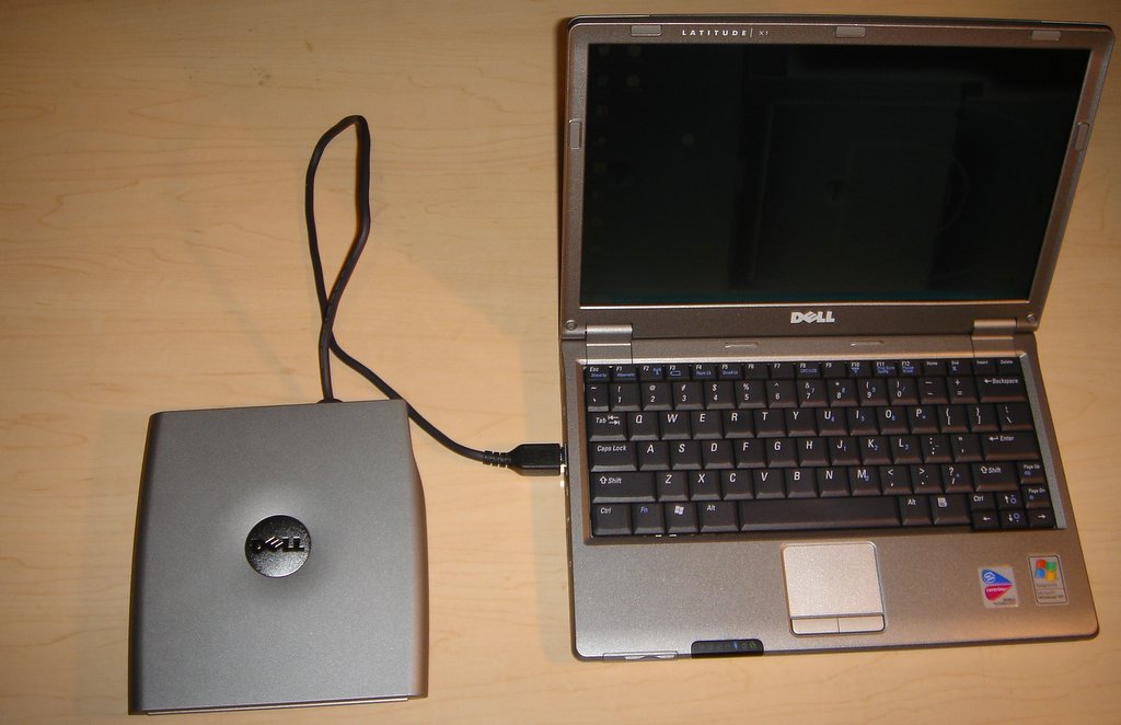 Laptop dan Notebook Seken Berkualitas: Dell Latitude X1 (Used) Rp.2.200 ...