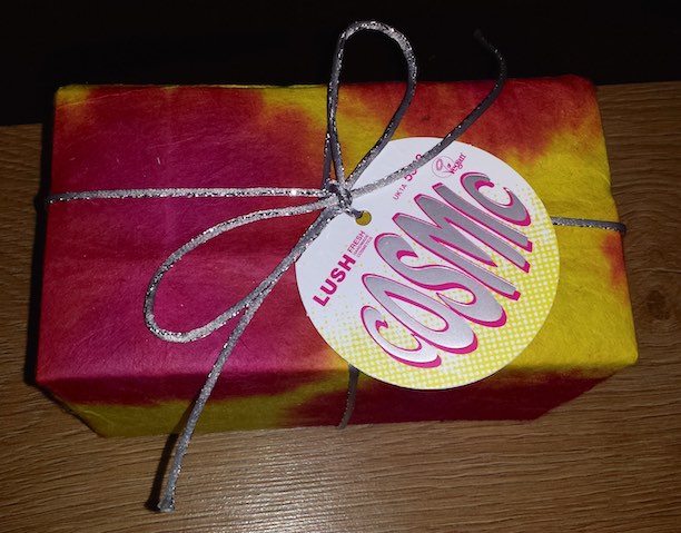 Beautifinous.: Lush Cosmic Gift Set - Twilight Bath Bomb & Rock Star ...