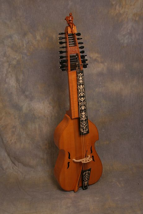 Baryton Gamba: Trio Baryton de Madrid (dois instrumentos de Owen Morse ...