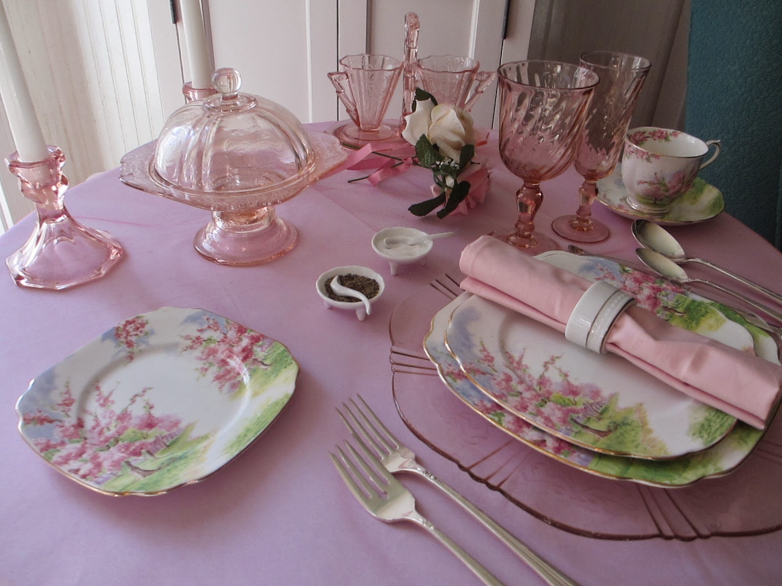 Table for One: Pretty in Pink Depression Glass Table