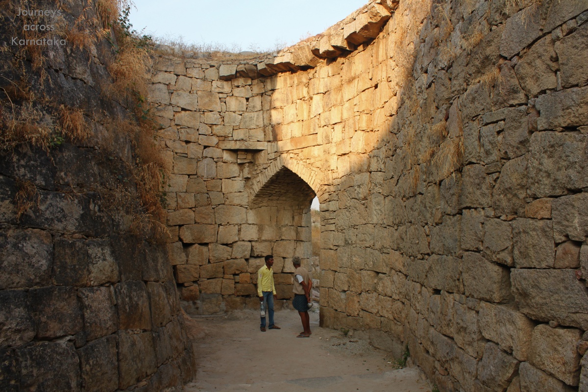 Journeys across Karnataka: Yadgir fort - part 1
