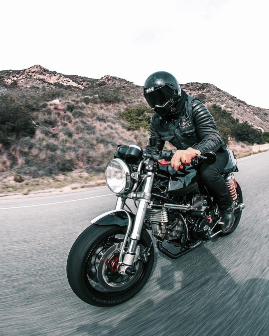 Mercenary Garage : Custom Sport Classic