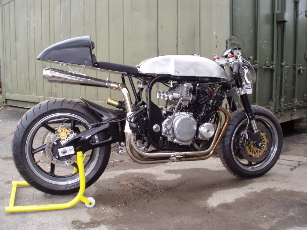 Featherbed Racer - way2speed