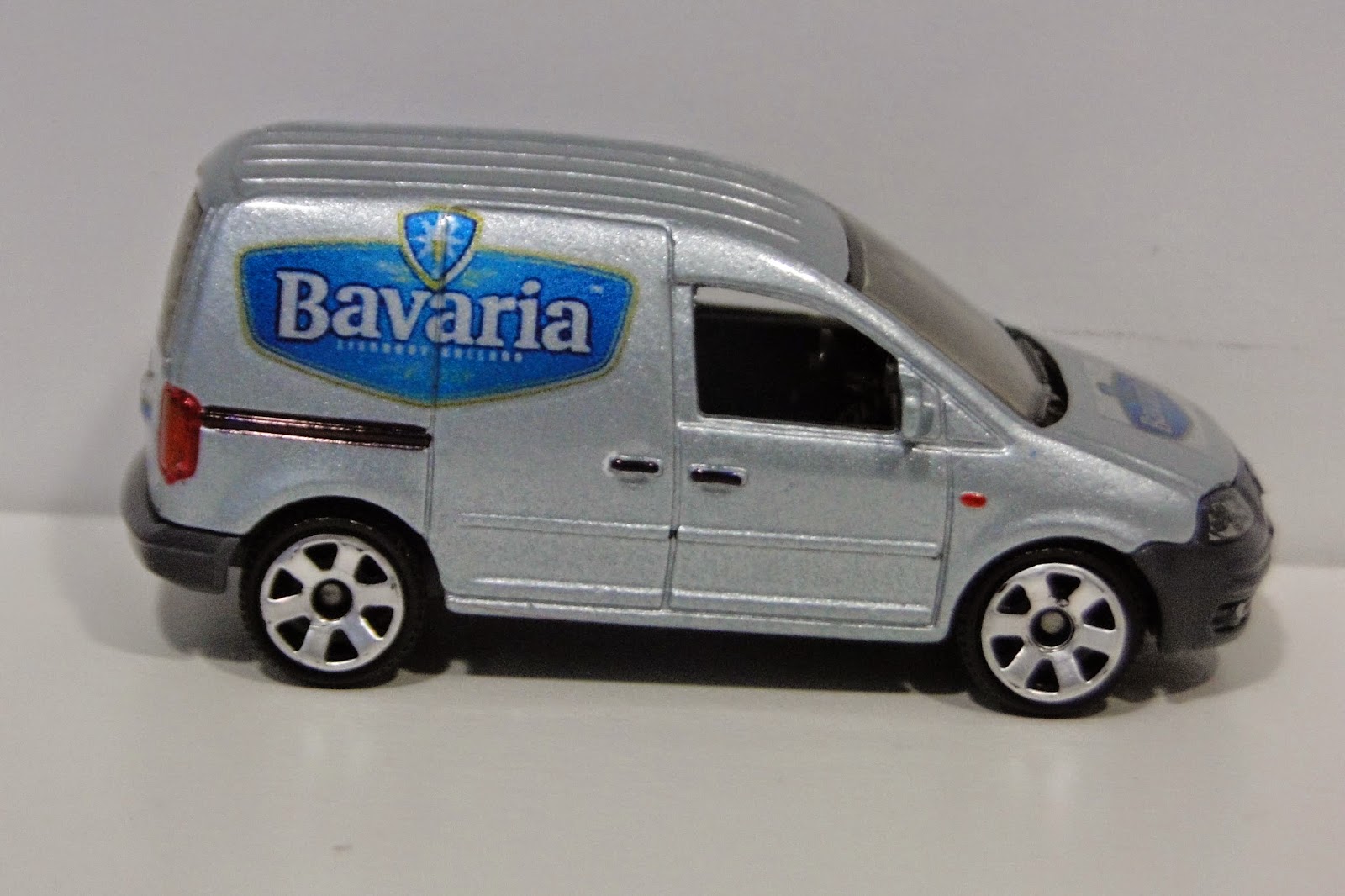 3inchDiecastBliss: Matchbox VW Caddy - The Customs
