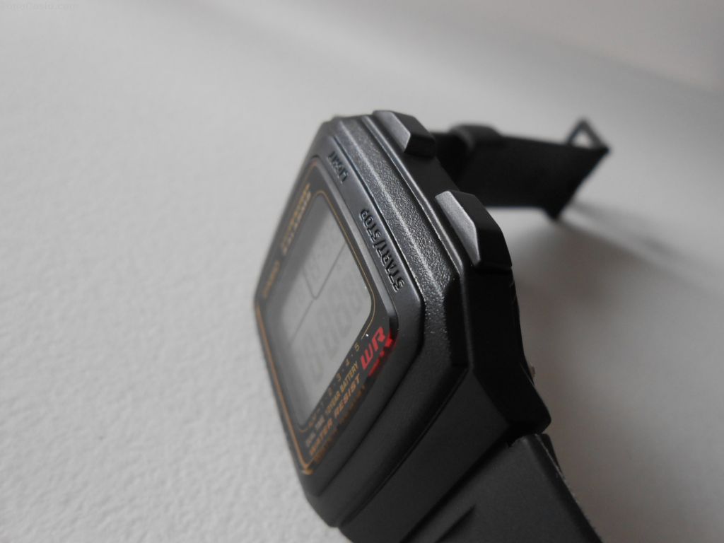 Zona Casio: Prueba: Casio F-201, el modelo más completo de la serie F