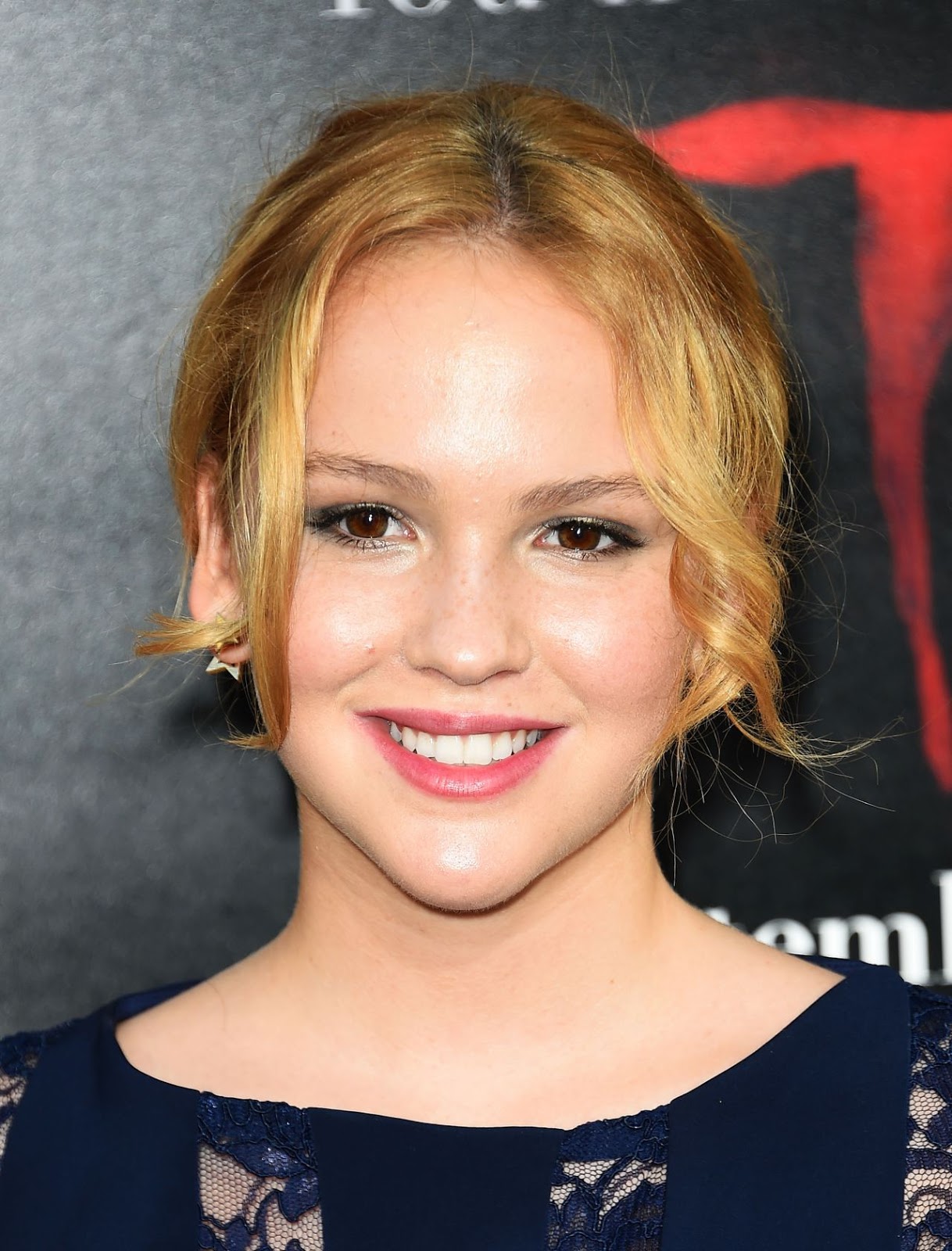 Starlet Arcade: Talitha Bateman