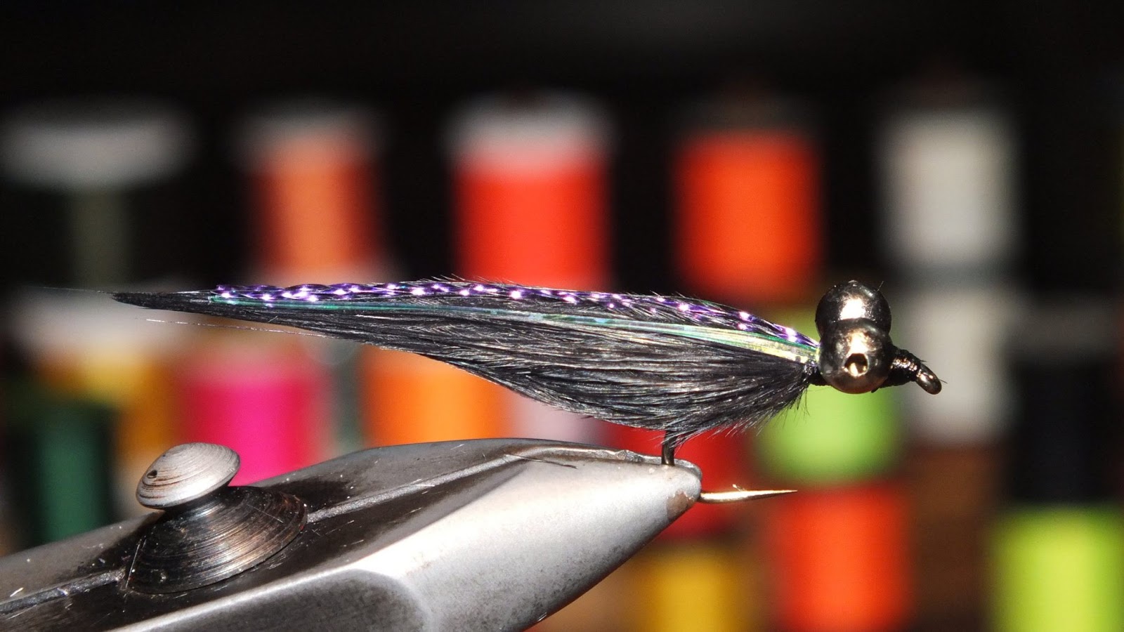 Pescuit cu musca artificiala: Streamere/Muste AVAT