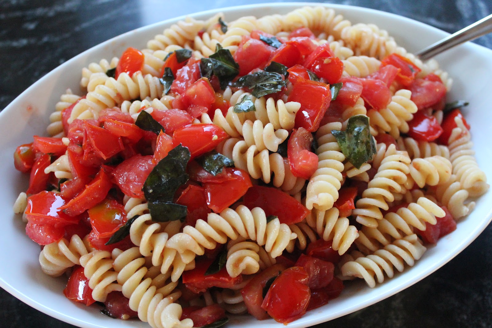 Delicious Dishings: Grilled Balsamic Chicken With Fusilli With Raw ...