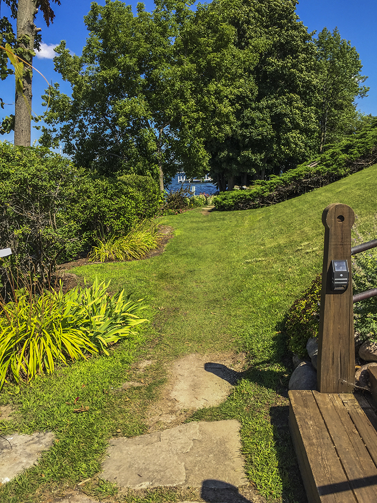 Wisconsin Explorer: Hiking the Lake Geneva Lake Shore Path