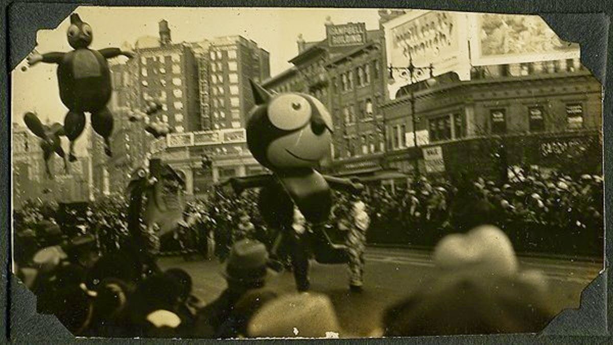 Vintage Photographs From the Early Days of the Macy's Thanksgiving Day ...
