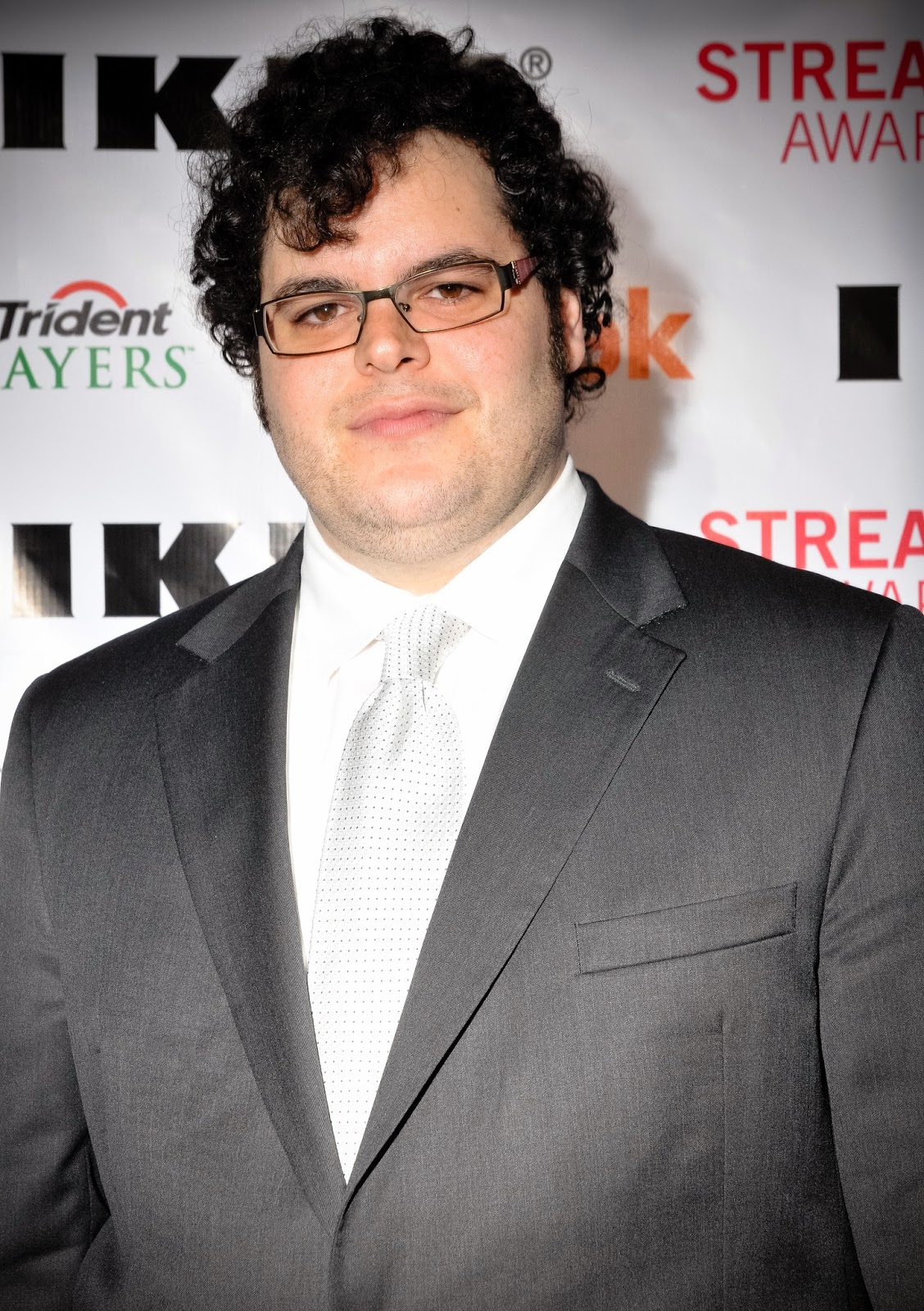 Any One 1-6: Josh Gad Latest Shirtless Wallpapers Gallery