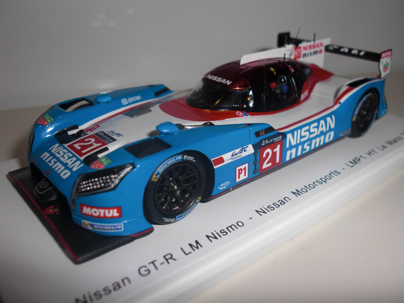 24 Heures du Mans: Nissan GT-R LM Nismo - Nissan Motorsports LMP1 HY Le ...
