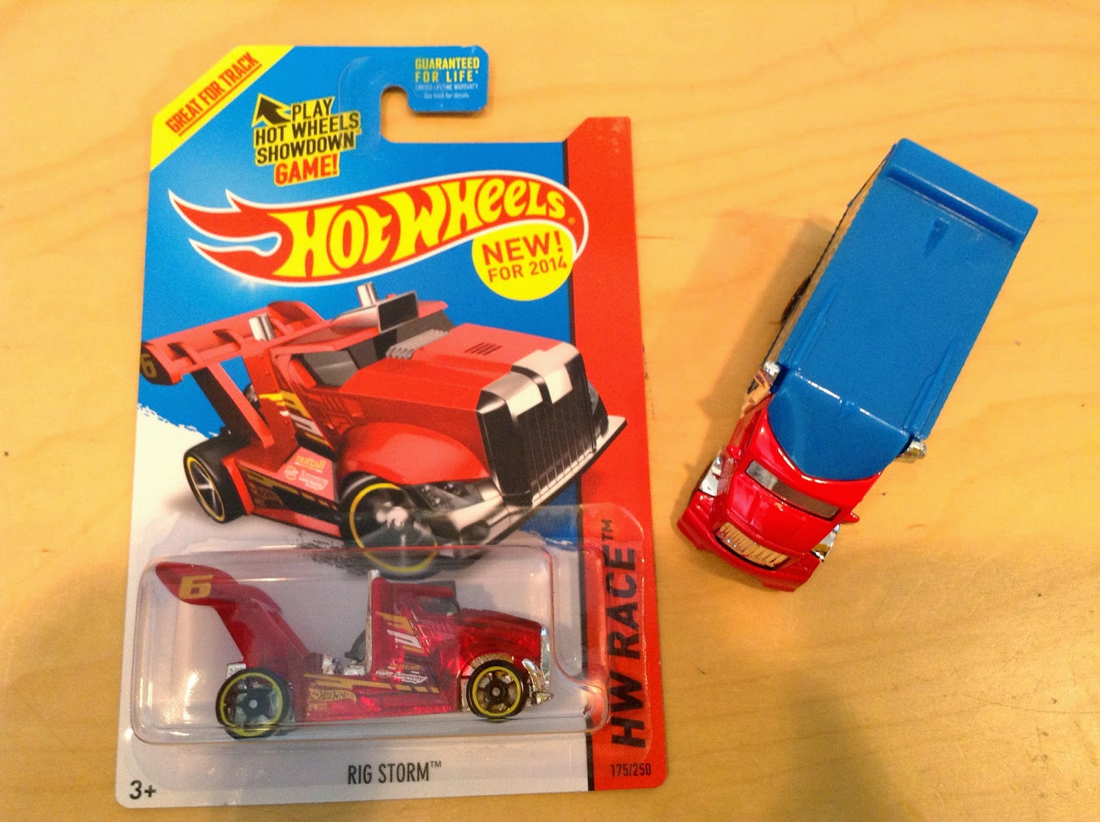 JULIAN'S HOT WHEELS BLOG: Rig Storm & Hiway Hauler 2