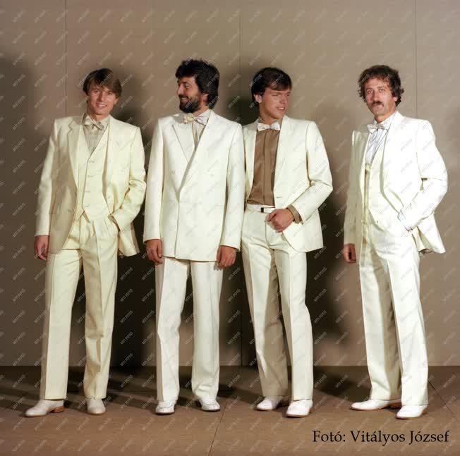 A legnépszerűbb magyar férfi modellek, fotómodellek, manökenek (RETRÓ ...