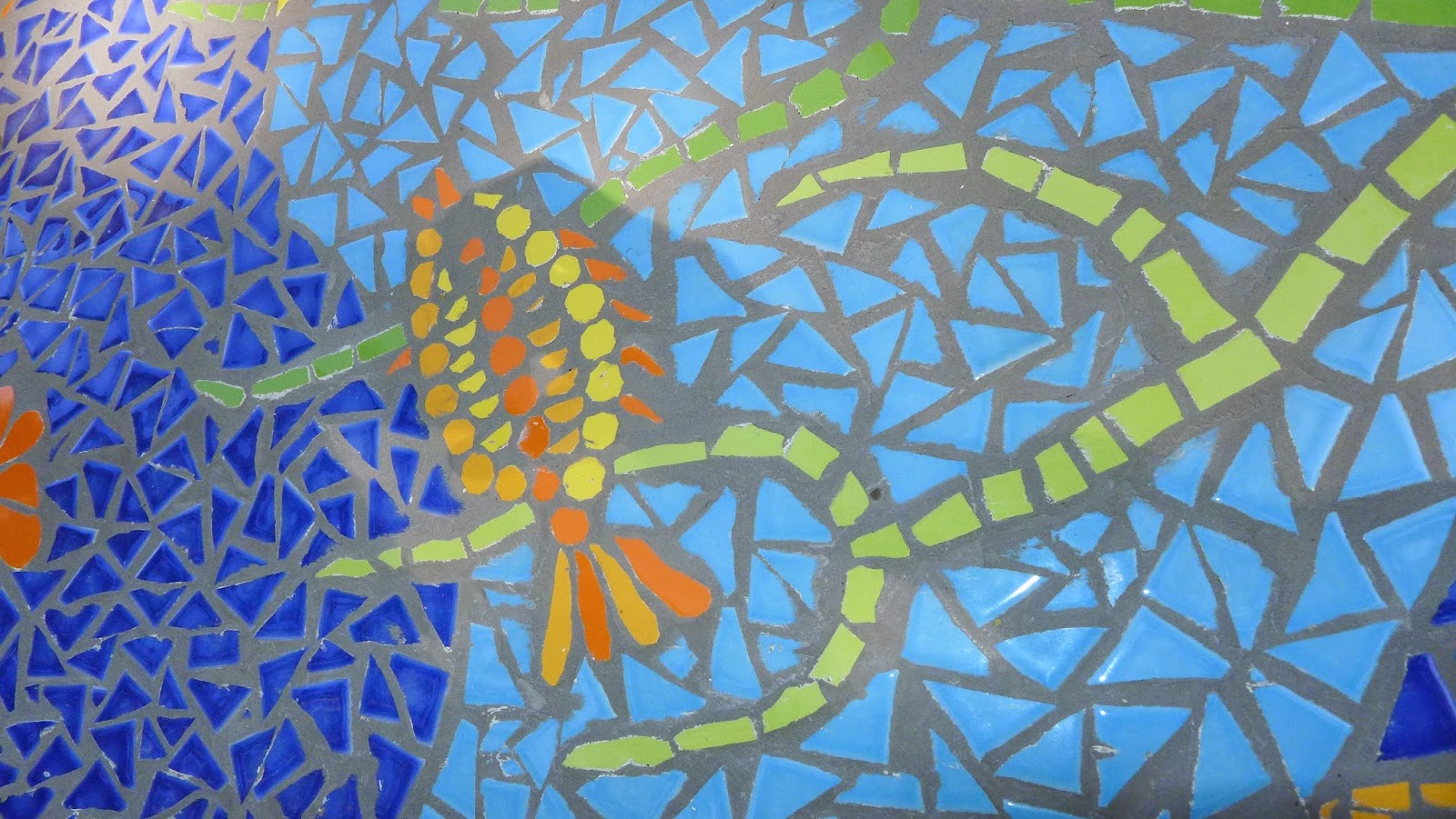 : Des poissons en mosaïque s'installent sur les tables de l'Ile St -Denis