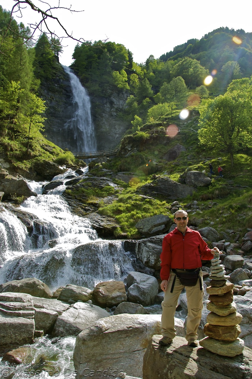 Vacanza in Montagna: Cascata Froda, Sonogno - Val Verzasca, Svizzera
