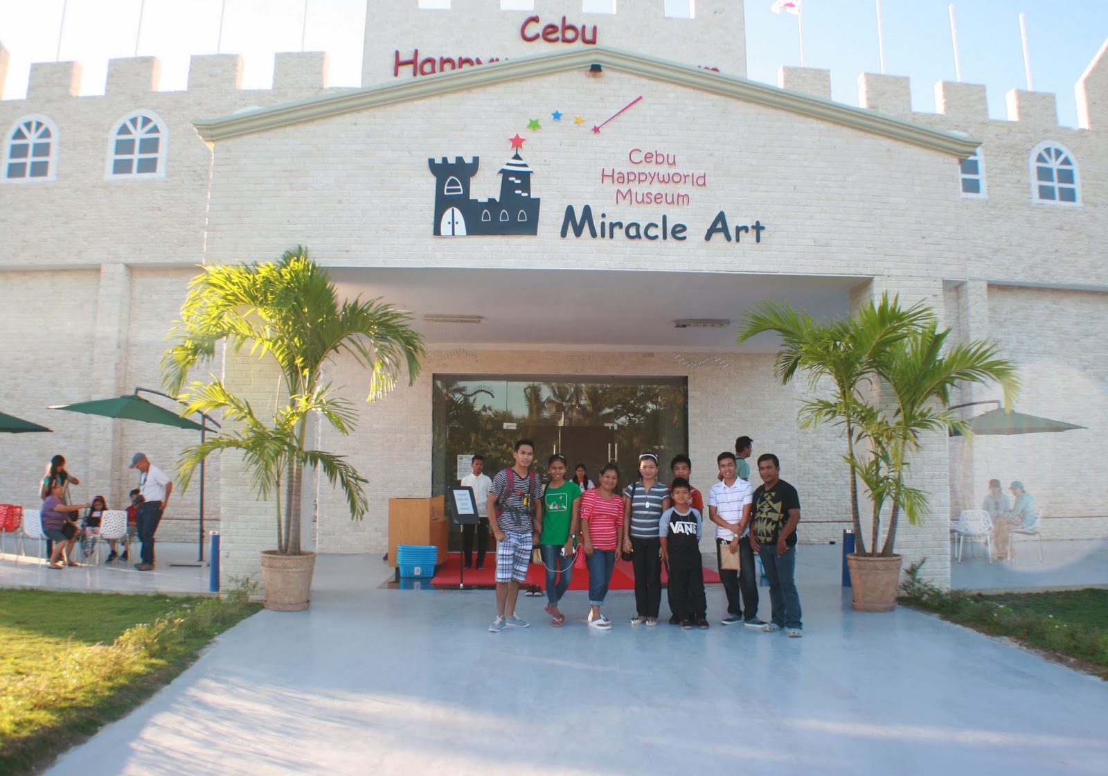 Cebu Happy World Museum Miracle Art: Cebu Happy World Museum