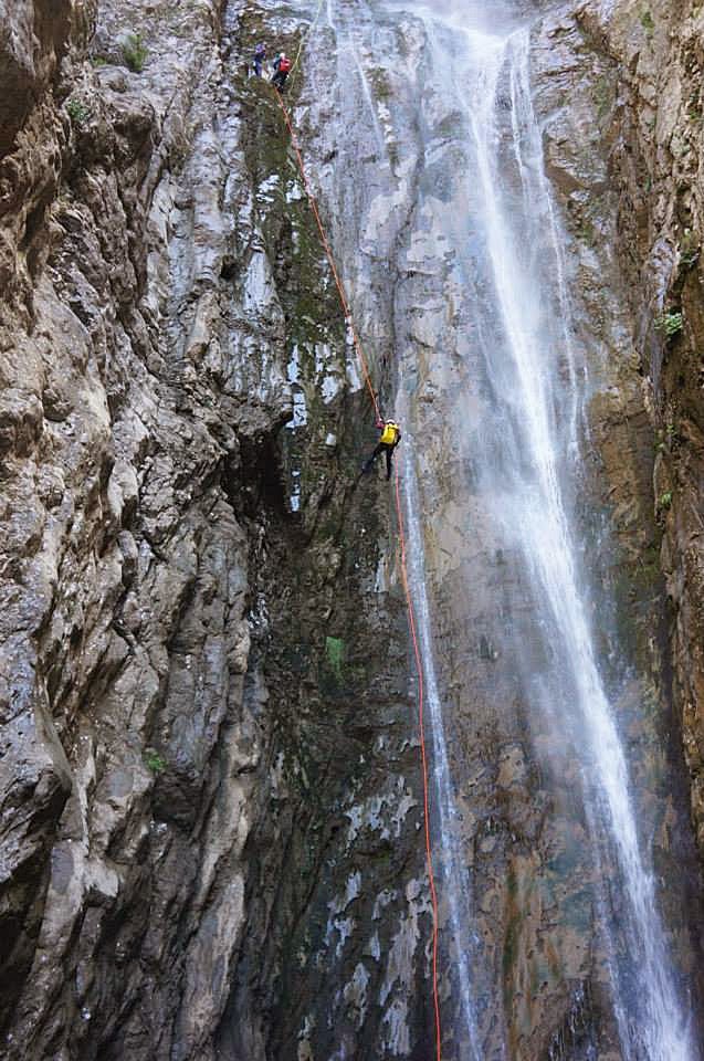 Canyoning - Caving: Καταρράκτης Κρεμαστός, Ανατολική, Τζουμέρκα