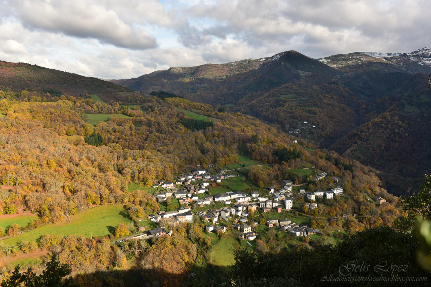 O Courel foto a foto: Seoane dende as alturas