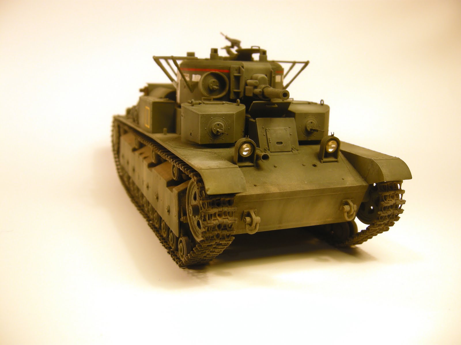 MODEL OTAKU: T-28 Soviet Heavy Tank