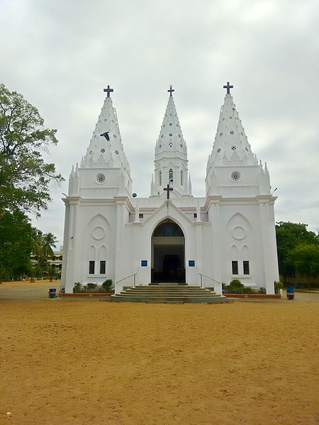 Tamilnadu Tourism: Poondi Madha Basilica, Tirukattupalli, Thanjavur