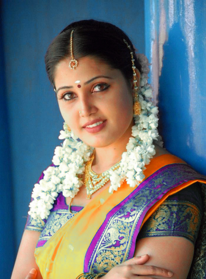 HQ IMAGES OF TAMIL ACTRESS SANDRA JOSE IN SAREE - Extra Large Movie ...