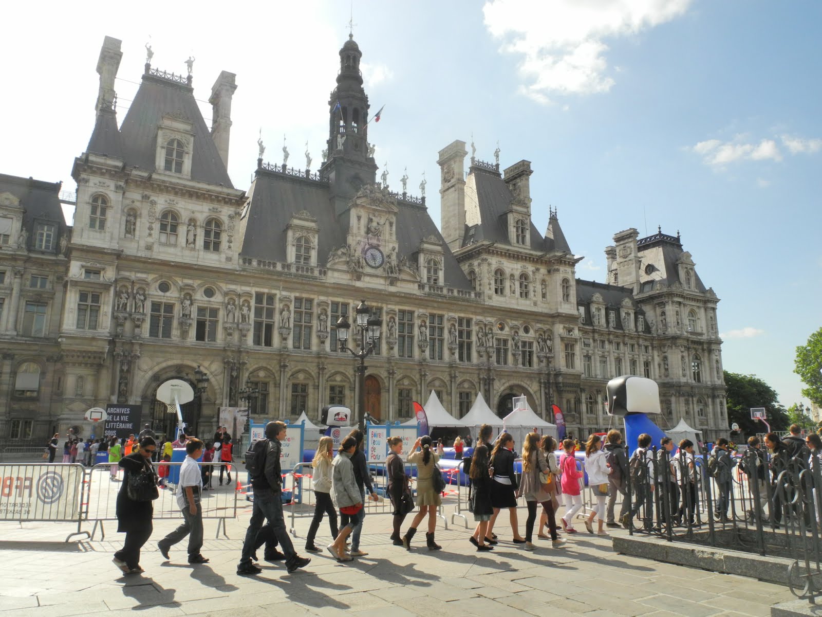 Tercer día en París ~ El mirlo de papel