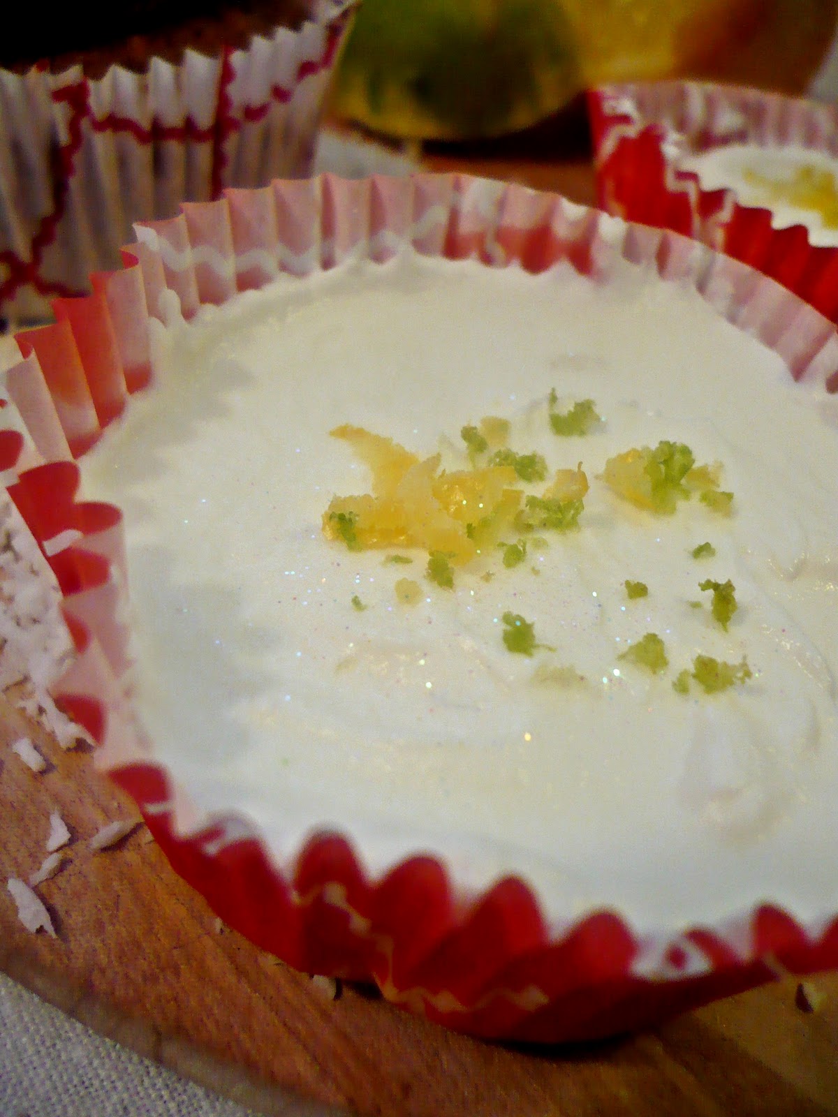 Mini limun/limeta tortice od sira :) Mini lime/lemon cheesecakes ...