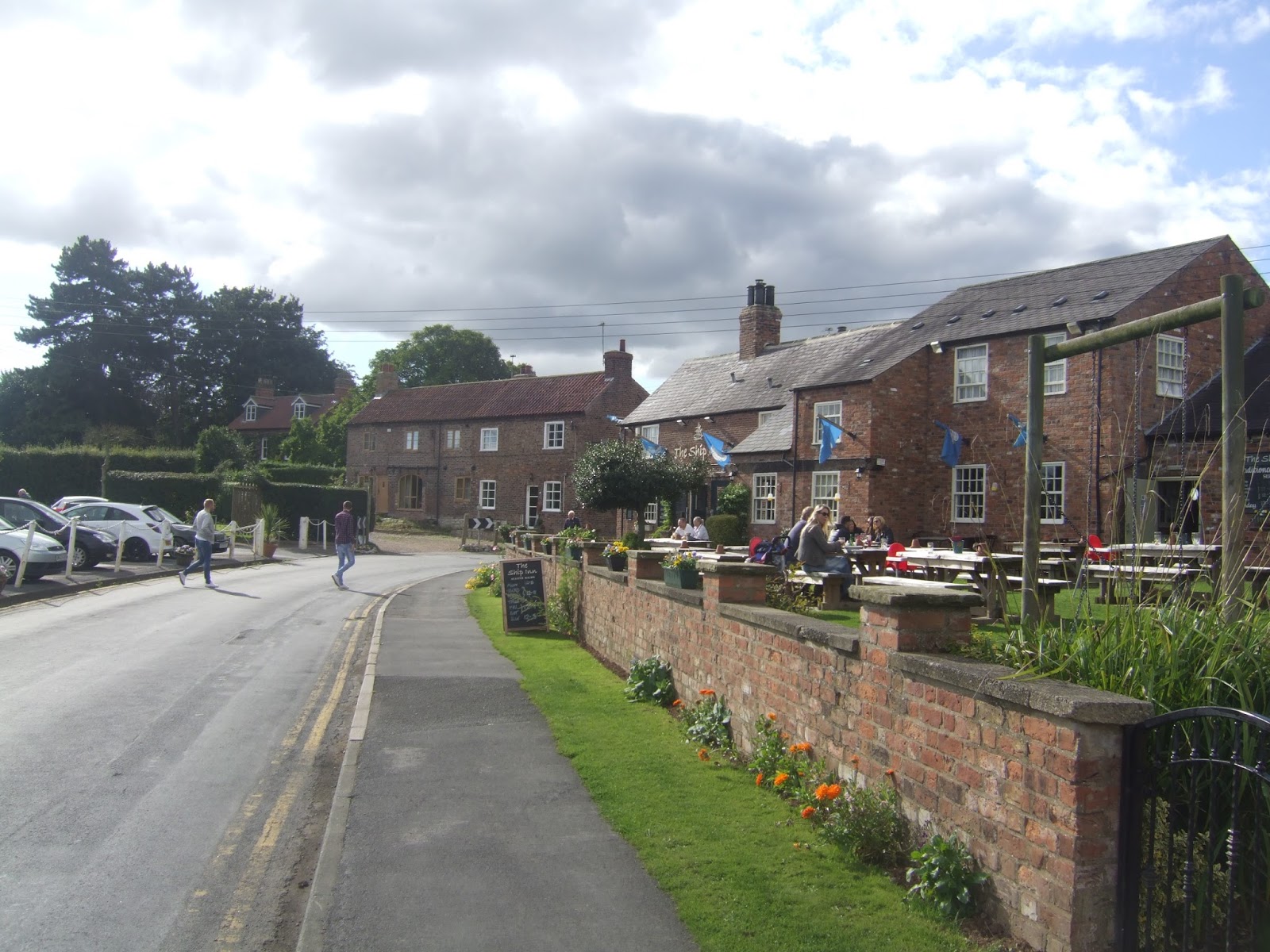 Alone Beneath The Sky: Tadcaster to York via The Ainsty 02/10/16