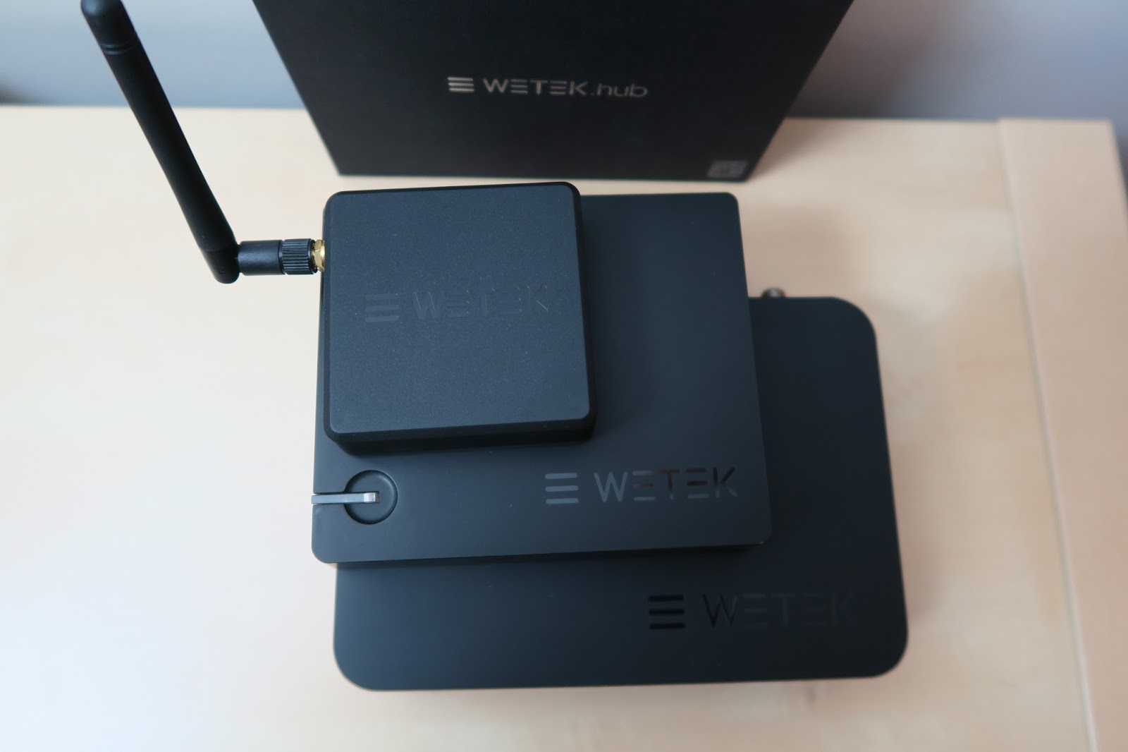 A Minha Casa Digital: Unboxing e Teardown: WeTek Hub