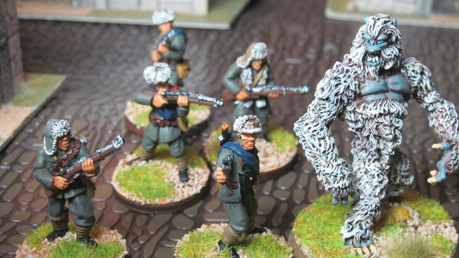 Toy Soldiers and Dining Room Battles: General Ronglu's Imperial Chinese ...