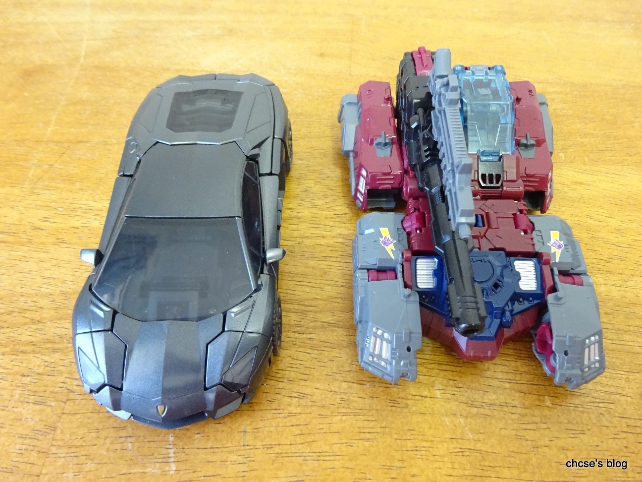 ChCse's blog: Toy Review: Transformers Generations Studio Series ...