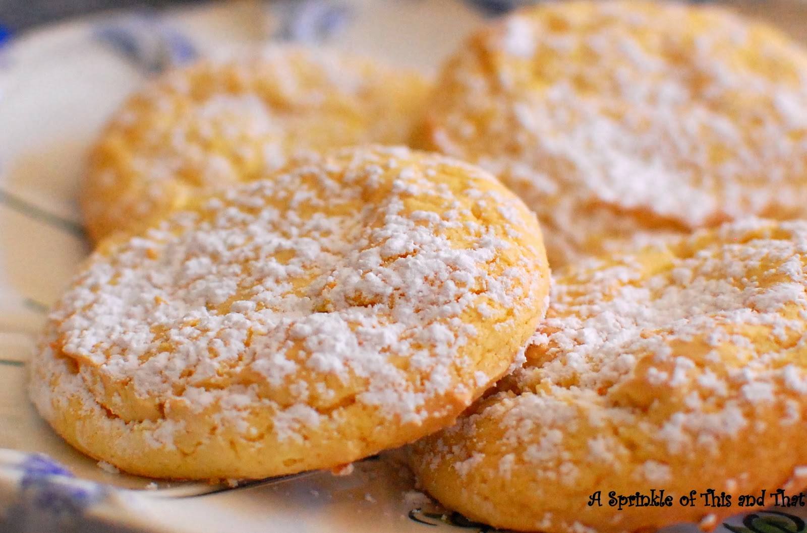 A Sprinkle of This and That: Lemon Chick Cookies