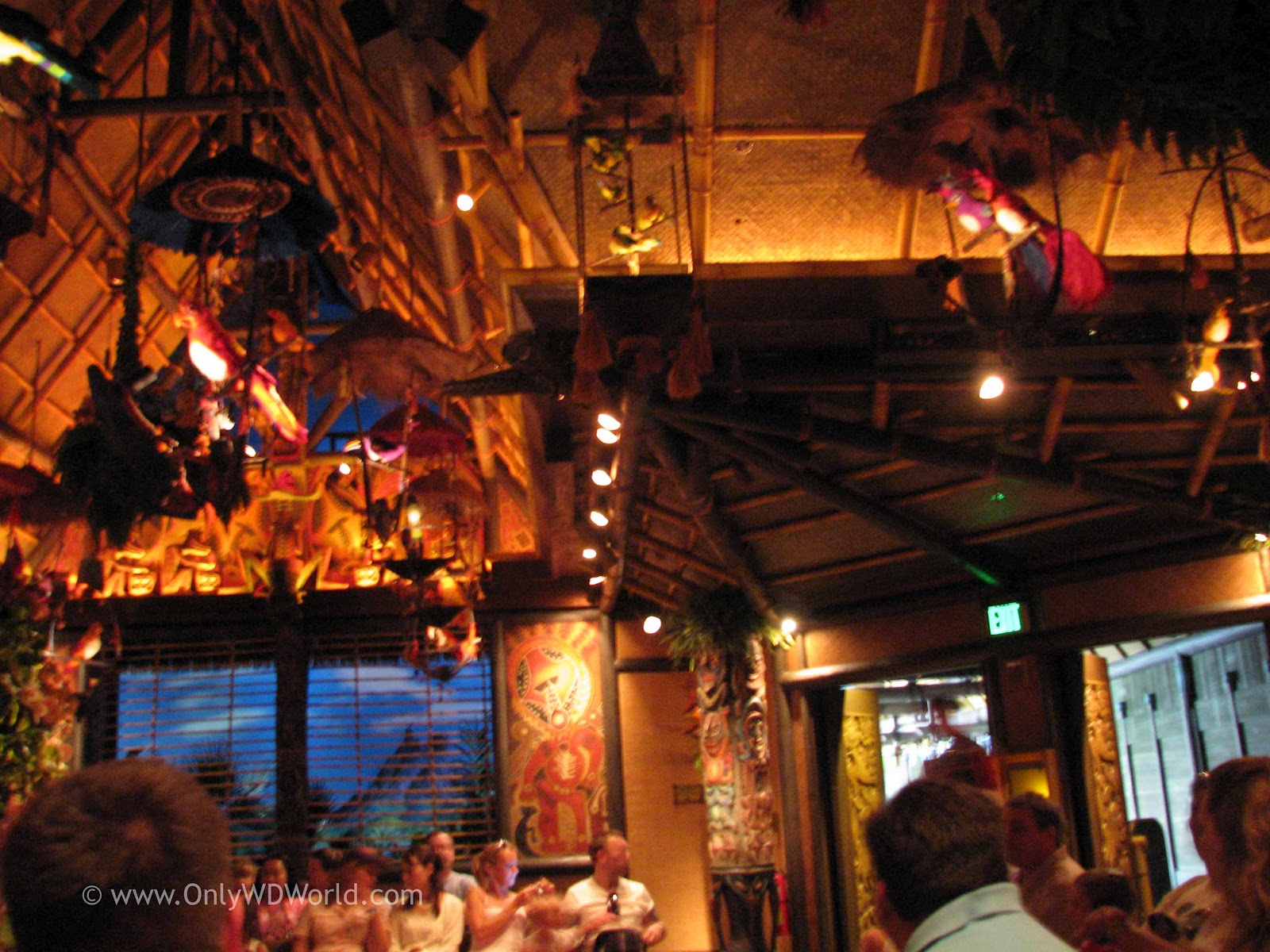 Disney World Classic Attraction: Walt Disney's Enchanted Tiki Room ...