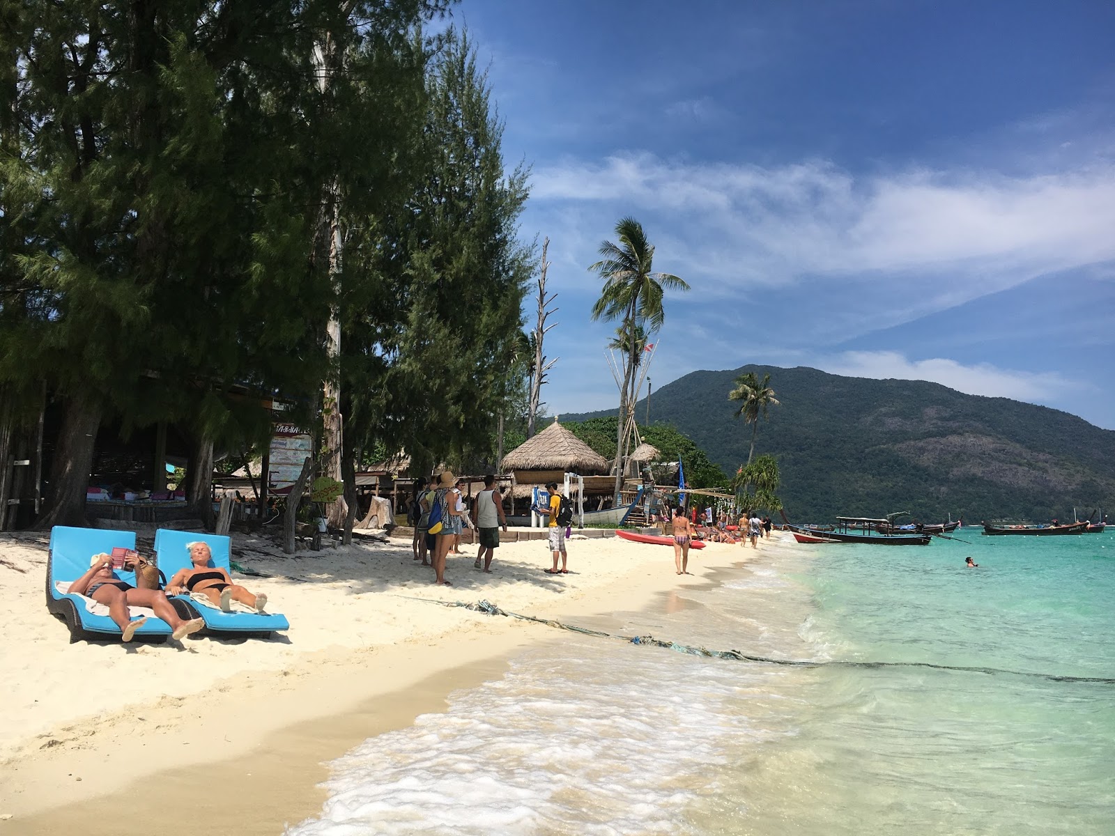 Wapi Resort Beachfront Bungalow - Koh Lipe, Thailand - Travel is my ...