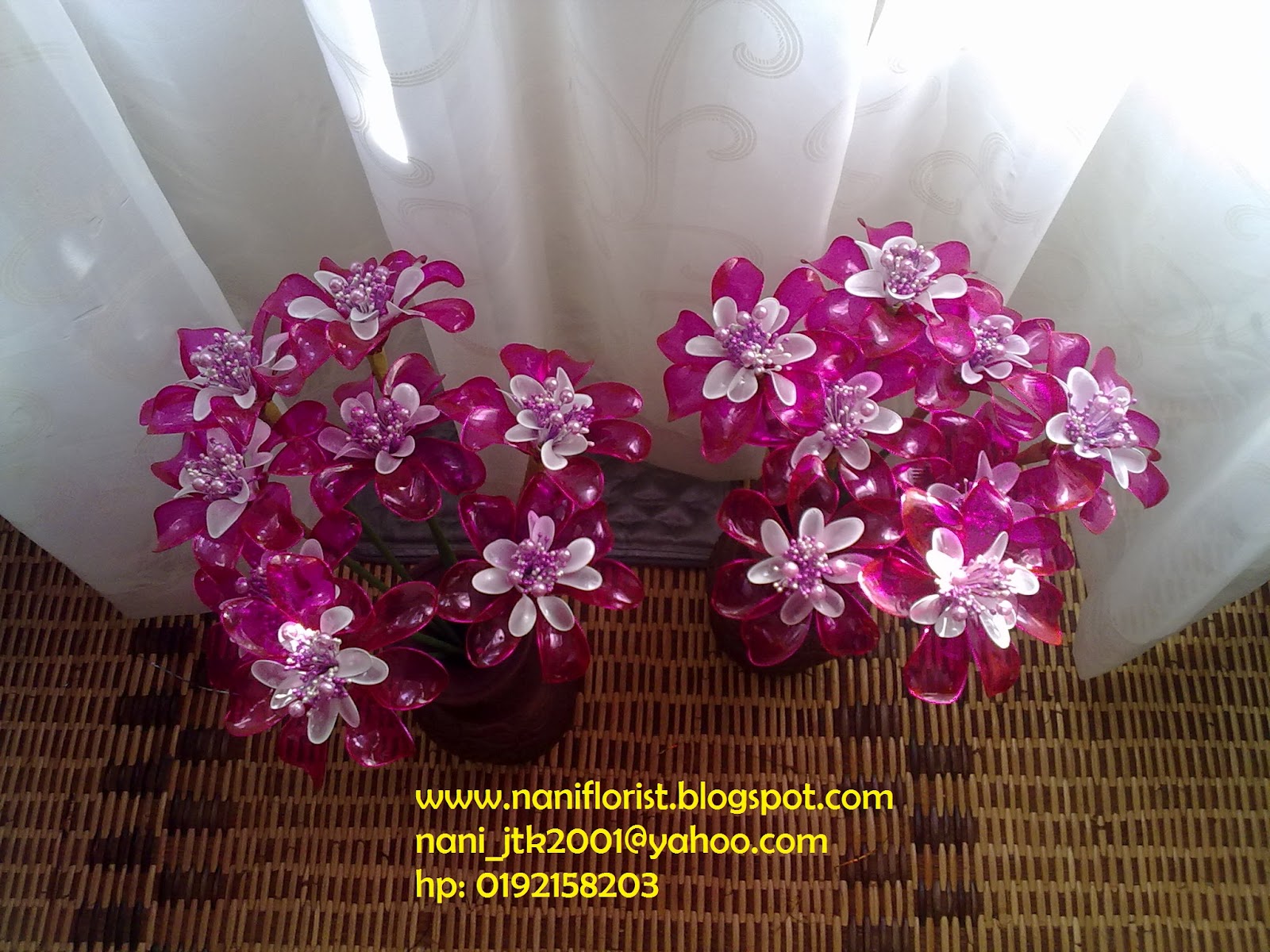 Nani Florist: BUNGA PAHAR DIP KRISTAL SHOCKING PINK DAN PUTIH