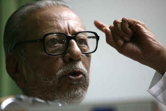 Bollywood Actor Photos: Charuhasan Hot Photos Wallpapers Videos ...