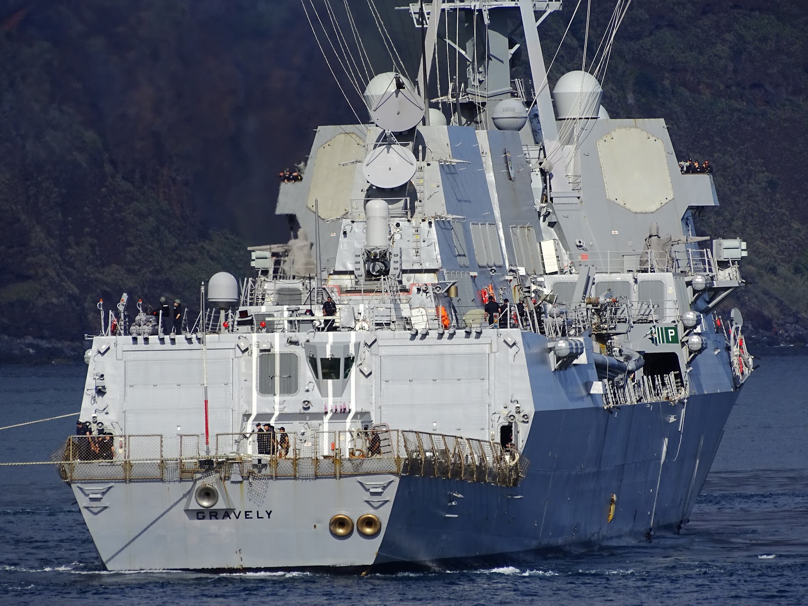 Sergio@Cruises: Navio militar USS Gravely no Funchal
