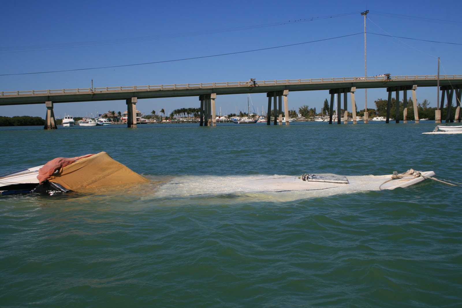 s/v Gemini Dreams: Vegas in WINDY Boot Key Harbor