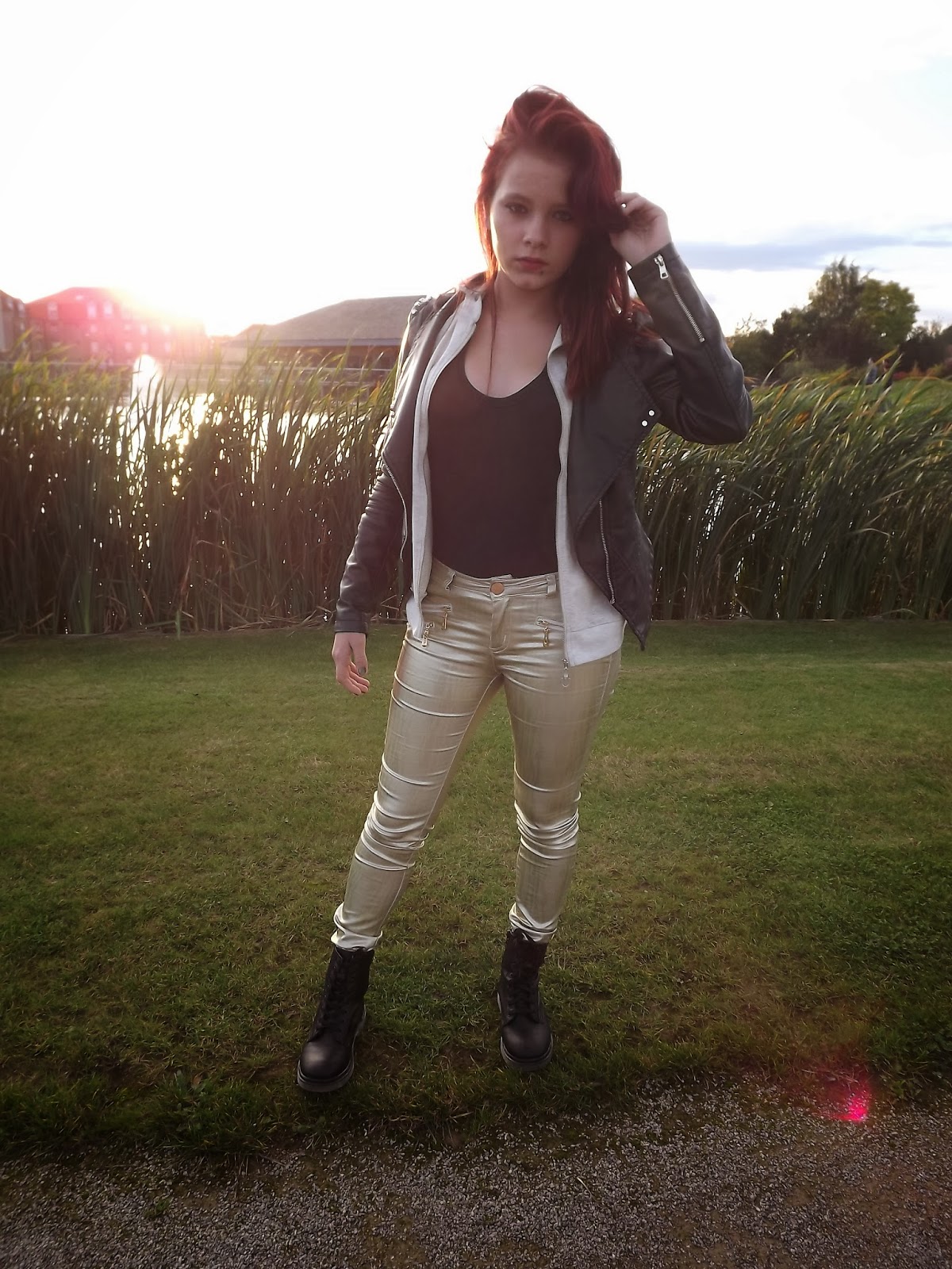 TANYA WALL officiel: En mode " GOLDEN ROCK