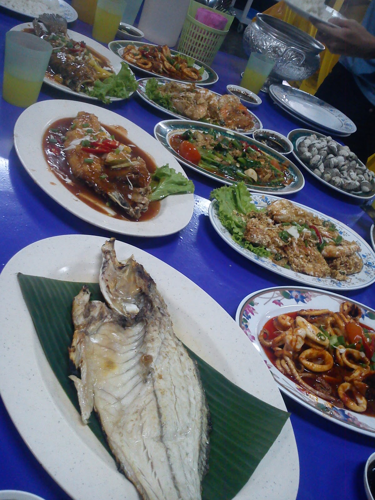 Restoran Ikan Bakar Umbai Melaka... | EwanRani
