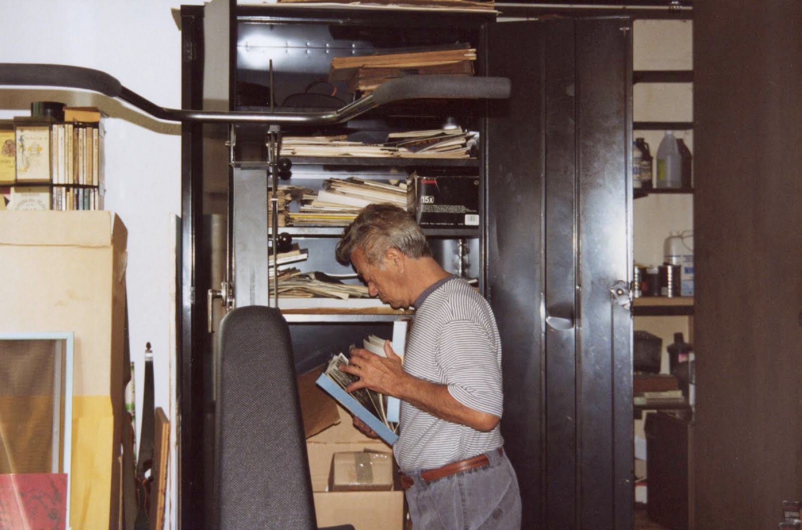 Frazetta: Frazetta: The Closet and Cabinet