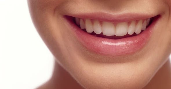 Como en botica: Sonrisa bobalicona de César Blanco Castro