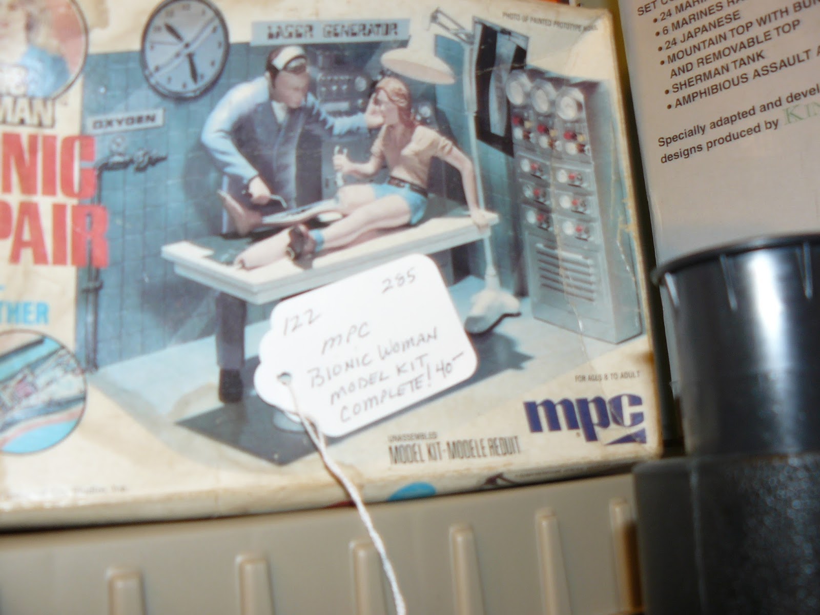 SCRANBERRY COOP : Bionic Woman Bionic Repair Model Kit, Vintage Toys at ...