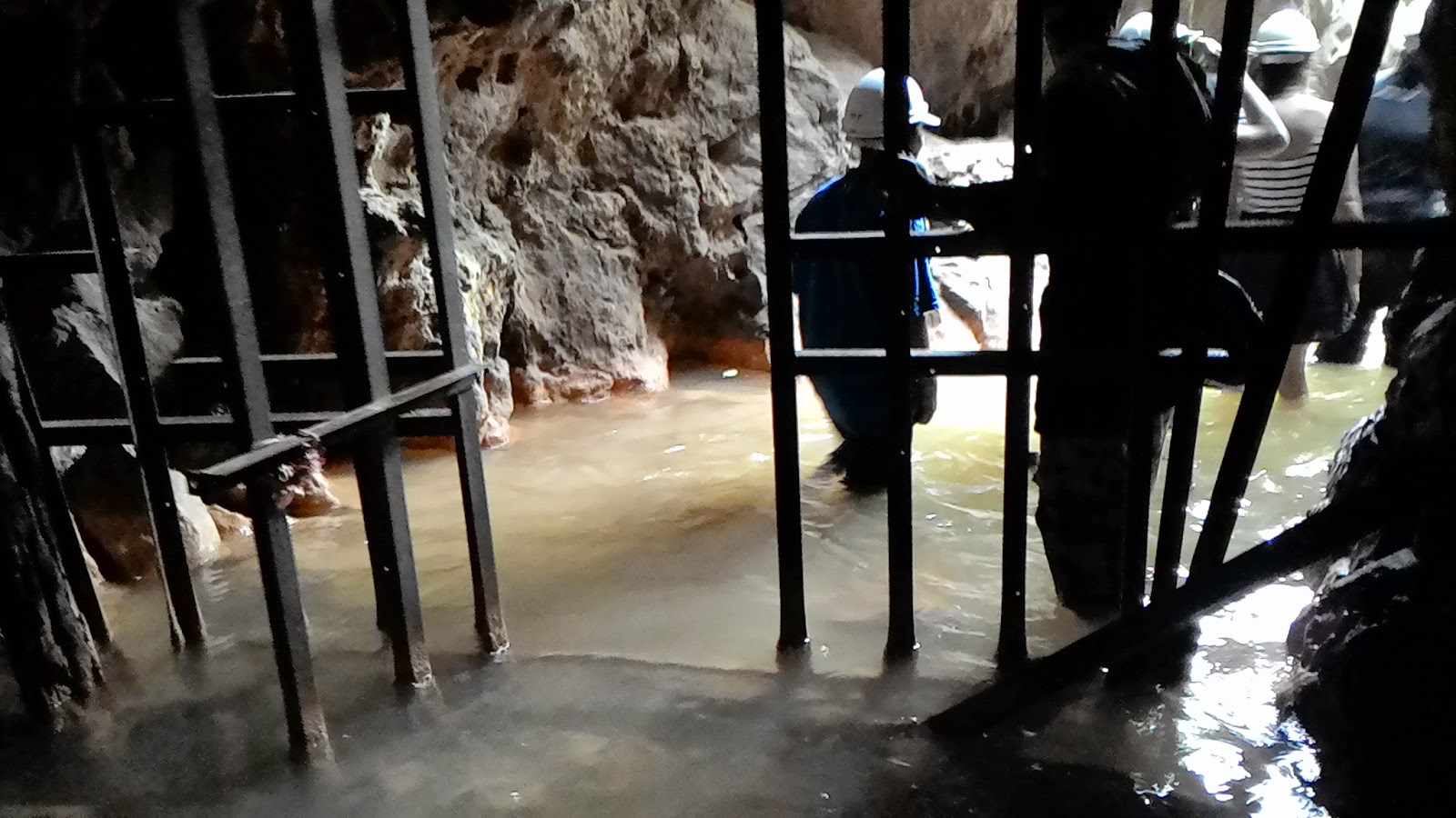 KTH Homestay & Chalet, Mata Ayer, Perlis: Exploring Gua Kelam - Caving ...