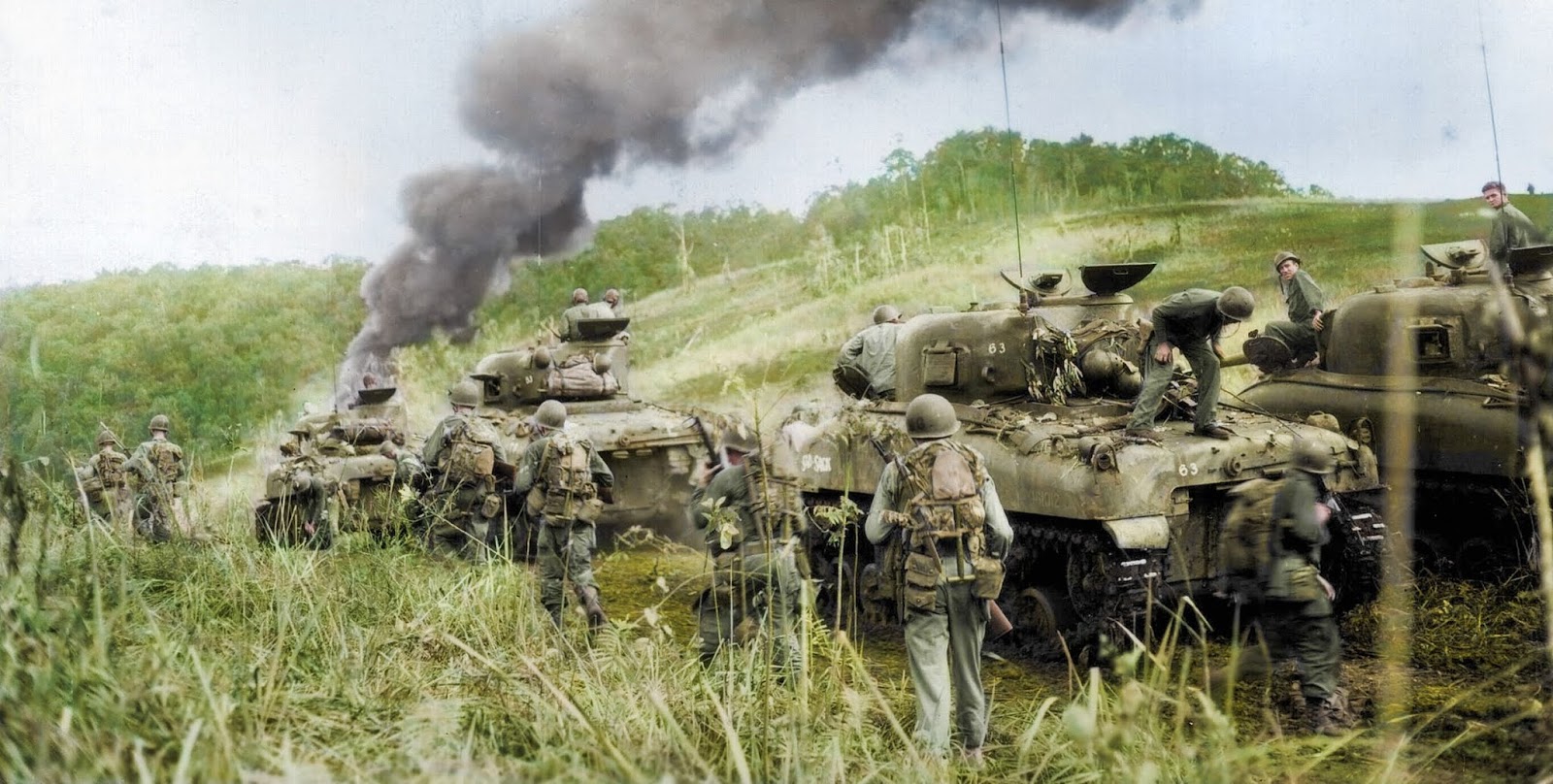Breathtaking Colorized Photos Show the Horror of the War in the Pacific ...