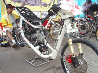 Gambar Motor Drag dan Modifikasi Motor Drag mio sporty - 201 M SPEED