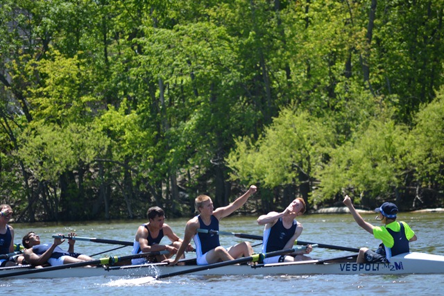 middletowneye: MHS Rowing Team Races Avon High School